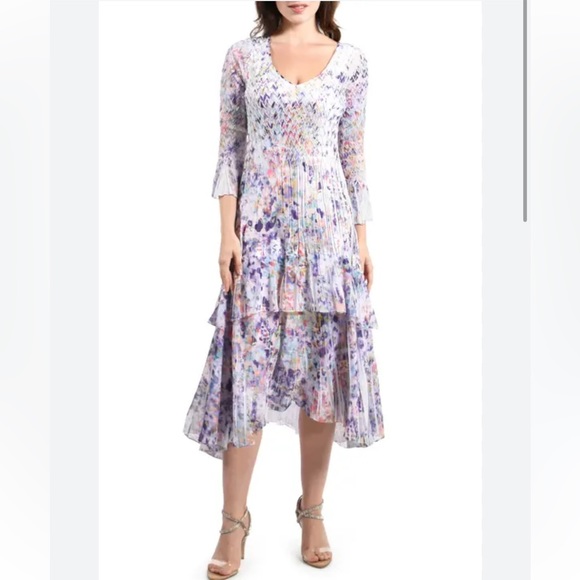 Komarov | Dresses | New Komarov Vneck 34 Sleeve Charmeuse Chiffon ...